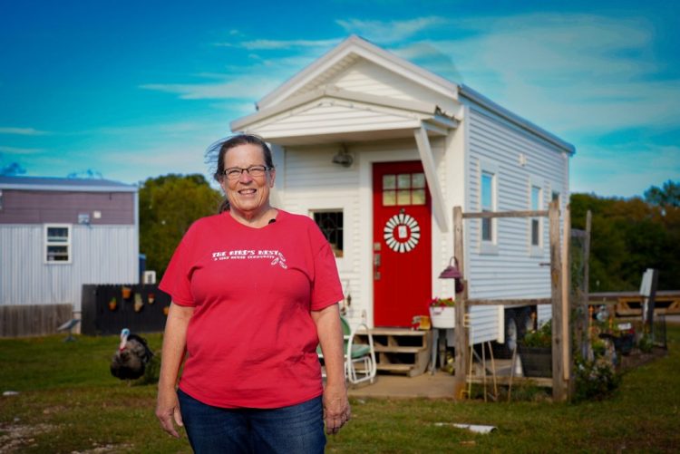 retired woman tiny house